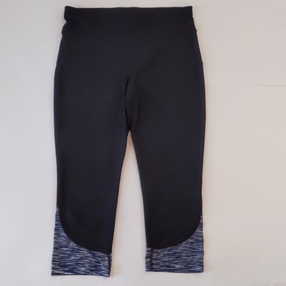 Xersion | Pants & Jumpsuits | Xersion Activelounge Capri Black Size M ...